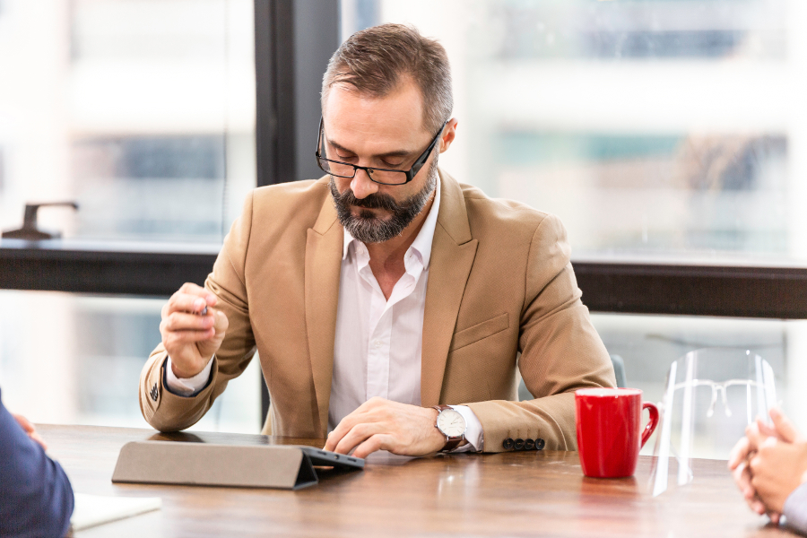 Comment signer un contrat en ligne avec la signature électronique